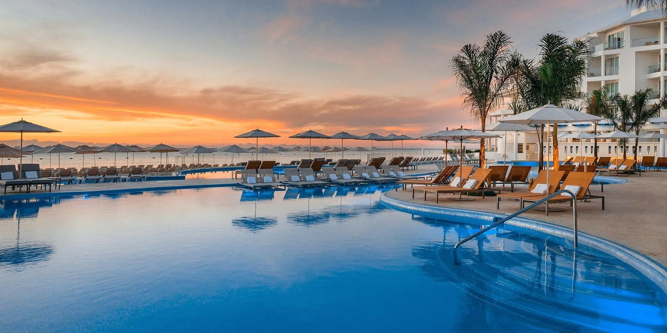 All-inclusive luxury family resort | Playacar Palace